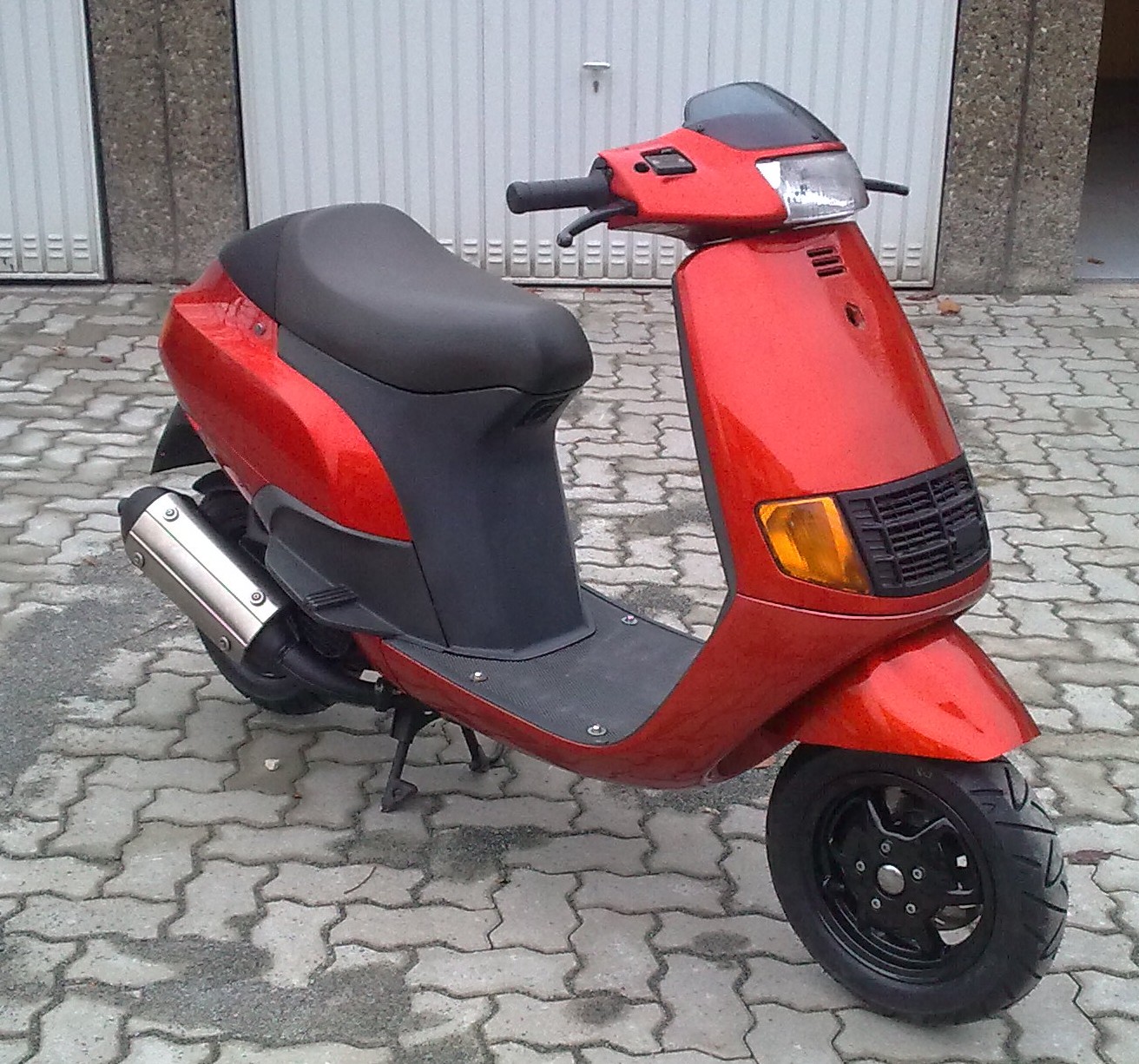 Piaggio SKR 125 - Verkaufe Diverses - GSF - Das Vespa Lambretta Forum